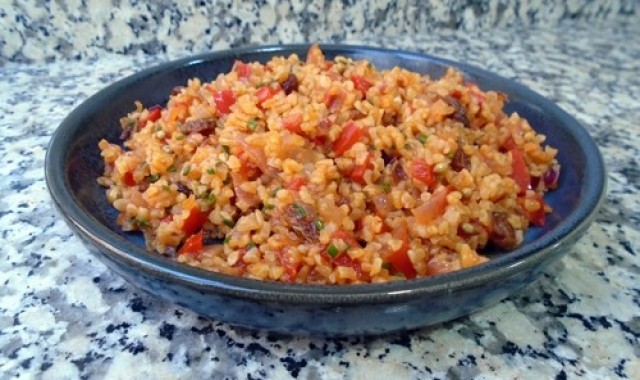 Bulgur con verduras y pasas. Plato Principal, Recetas